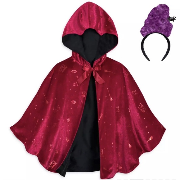 Disney | Other | Nwt Disney Hocus Pocus Mary Red Hooded Cape With ...